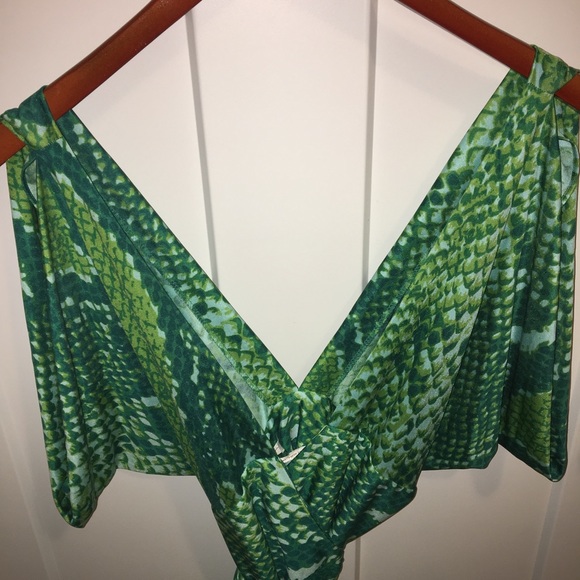 Diane Von Furstenberg | Dresses | Diane Von Furstenberg Dvf Green Suron ...